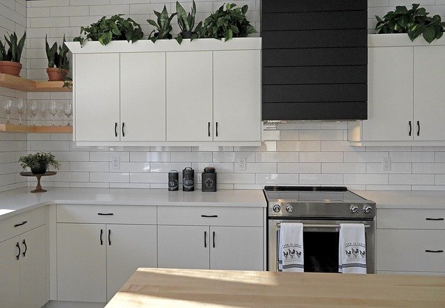 Tips to Help You Choose the Right Kitchen Backsplash