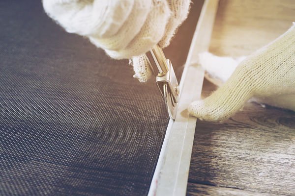 What You Should Know About a Window Screen Replacement?