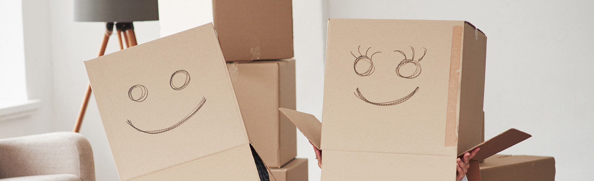 How to Merge Aesthetics When You're Moving In Together: Easy Tips