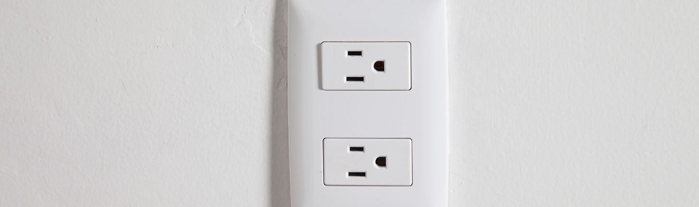 How to Test a GFCI Outlet In Three Different Ways
