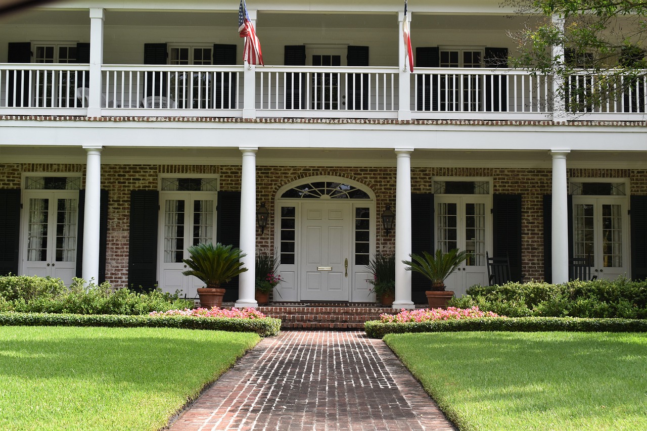 Front Step Design Ideas To Increase The Value Of Your Home