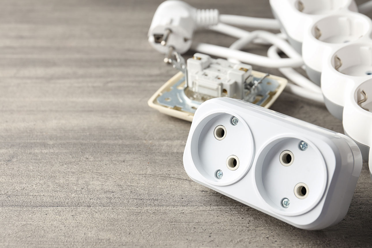 Aluminum Wiring in Homes [What to Know and Important Cautions]